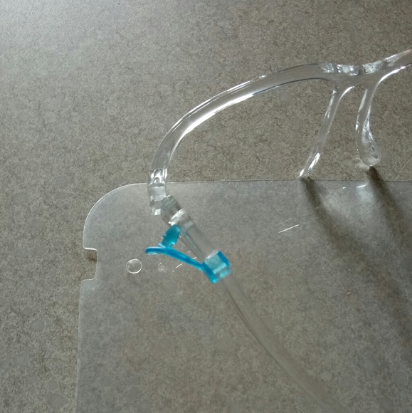 Unbranded | Accessories | Clear Face Shield W Glasses Frame Snap On ...